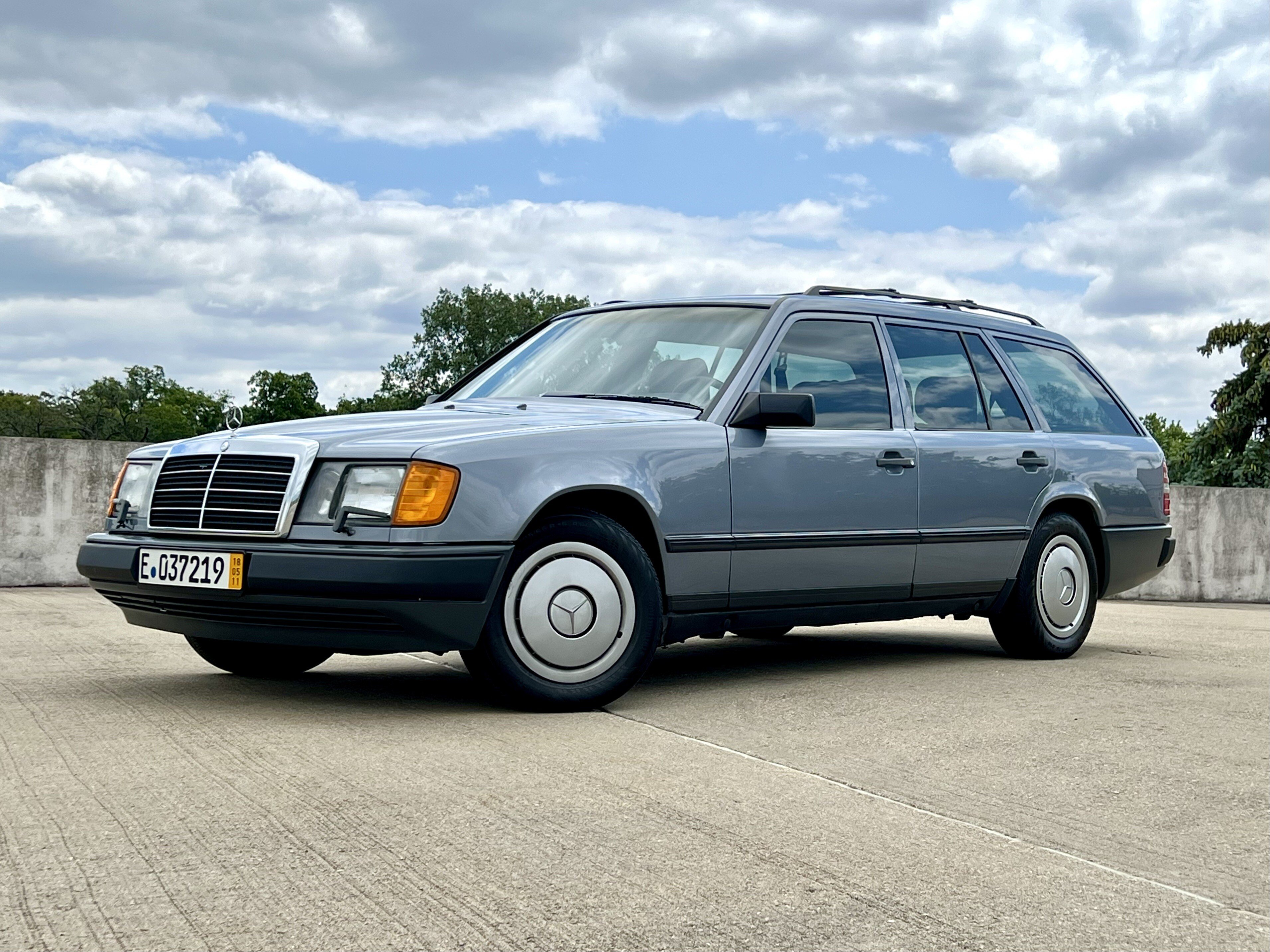 Mercedes-Benz 300TD Classic Cars for Sale near Burke, South Dakota ...