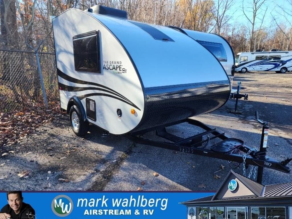 Hybrid Expandable Trailer RVs for Sale - Page 2 - RVs on Autotrader